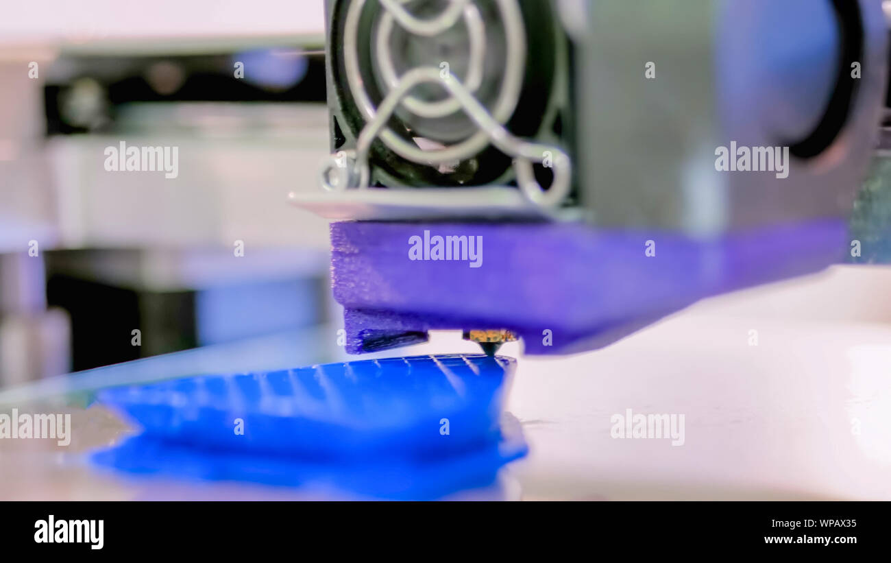 Three dimensional machine hi-res stock photography and images - Alamy