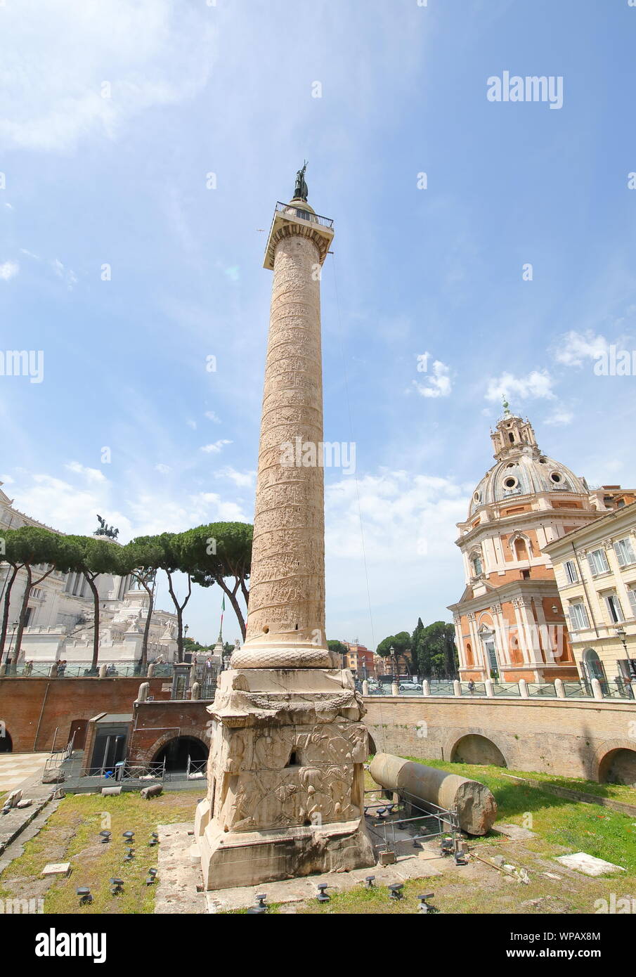 Trajan Column Roman ruin Rome Italy Stock Photo - Alamy