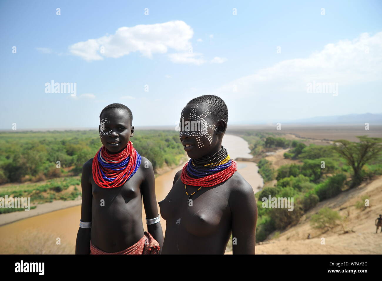 Two Karo tribe girls Stock Photo - Alamy