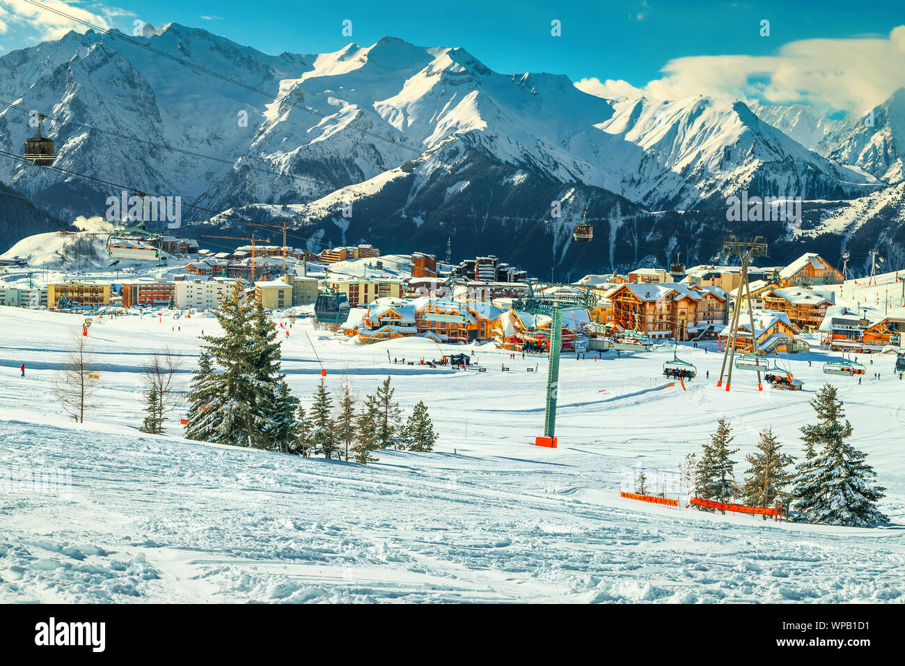 Cable cars french alps hi-res stock photography and images - Alamy