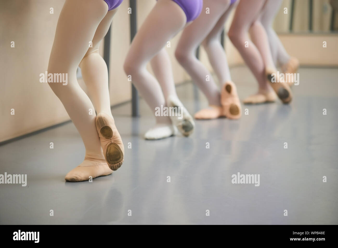 Ballerinas legs hi-res stock photography and images - Alamy