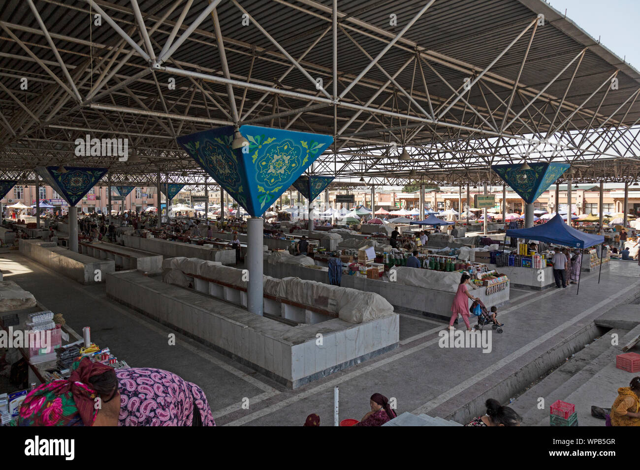 Samarkand market hi-res stock photography and images - Alamy