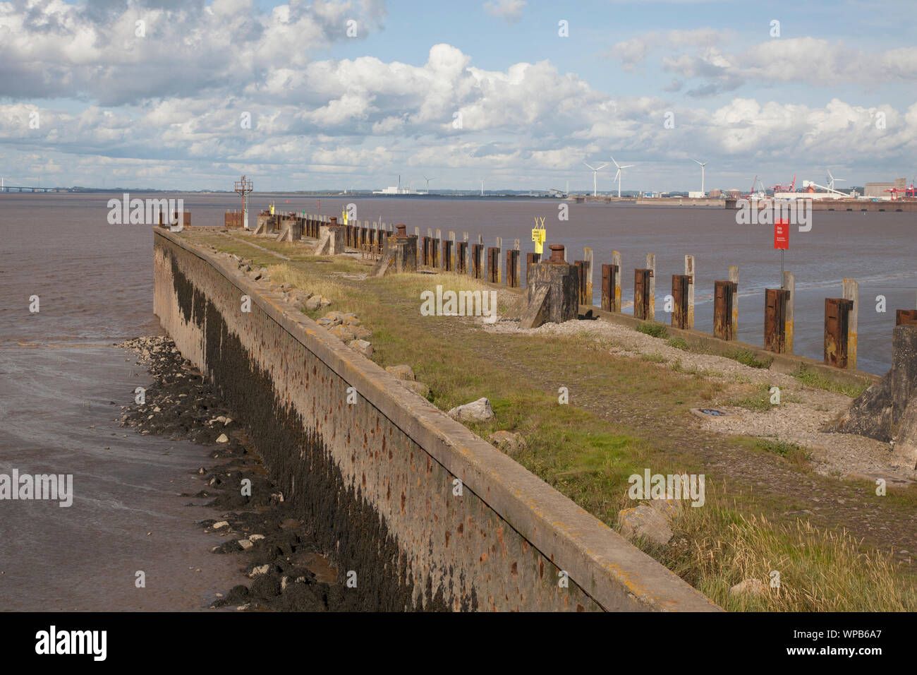 Portishead beach hi-res stock photography and images - Alamy