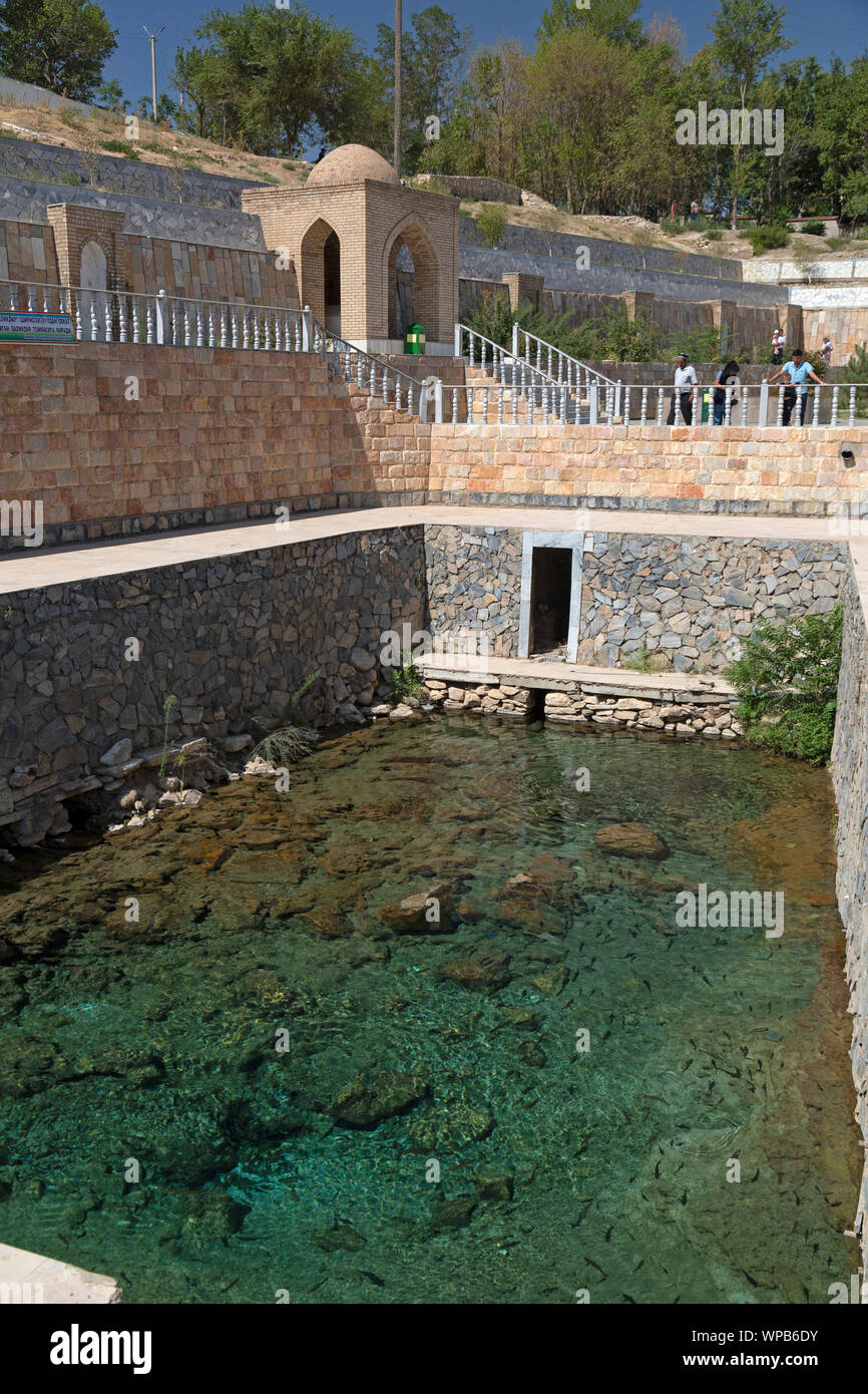 Spring catch hi-res stock photography and images - Alamy