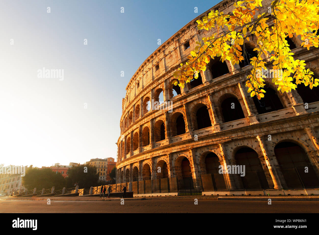 Fall of rome colosseum hi-res stock photography and images - Alamy