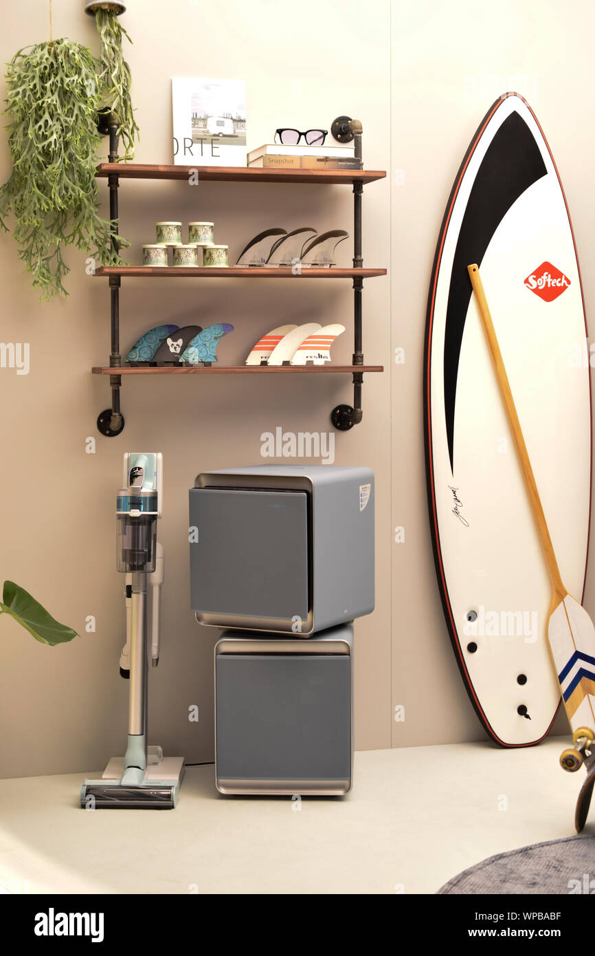 Booth vacuum cleaner hi-res stock photography and images - Alamy