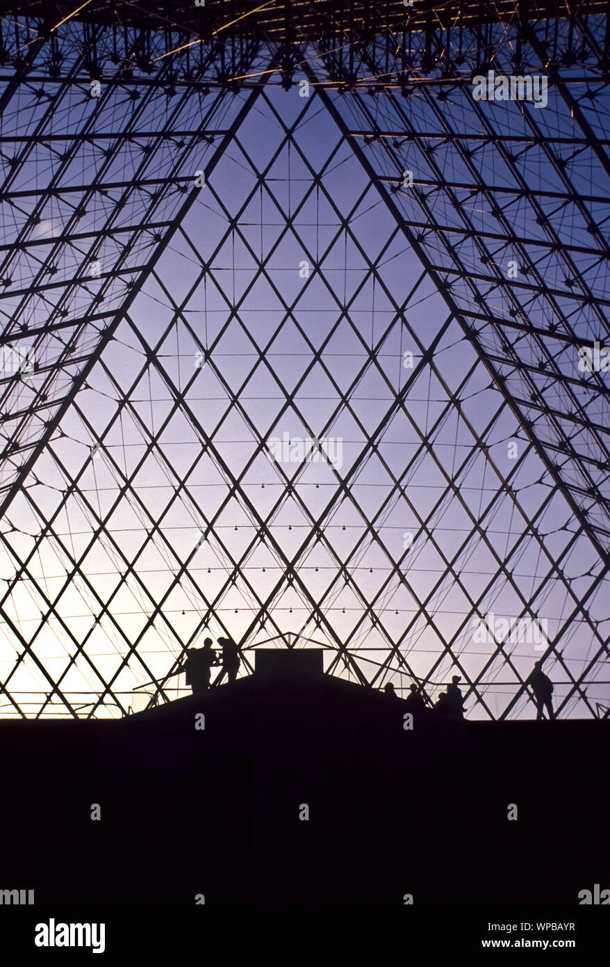 Paris, Musee du Louvre, Pyramide Stock Photo - Alamy
