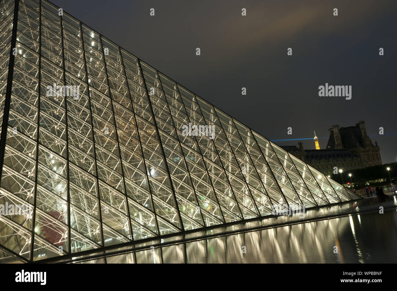 Paris, Musee du Louvre, Ieoh Ming Pei 1989 - France, Paris, Louvre ...