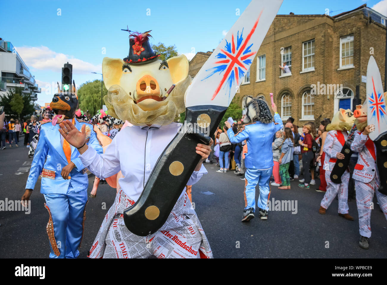 Hackney, London, UK. 08th Sep 2019. Participants and revellers enjoy a ...