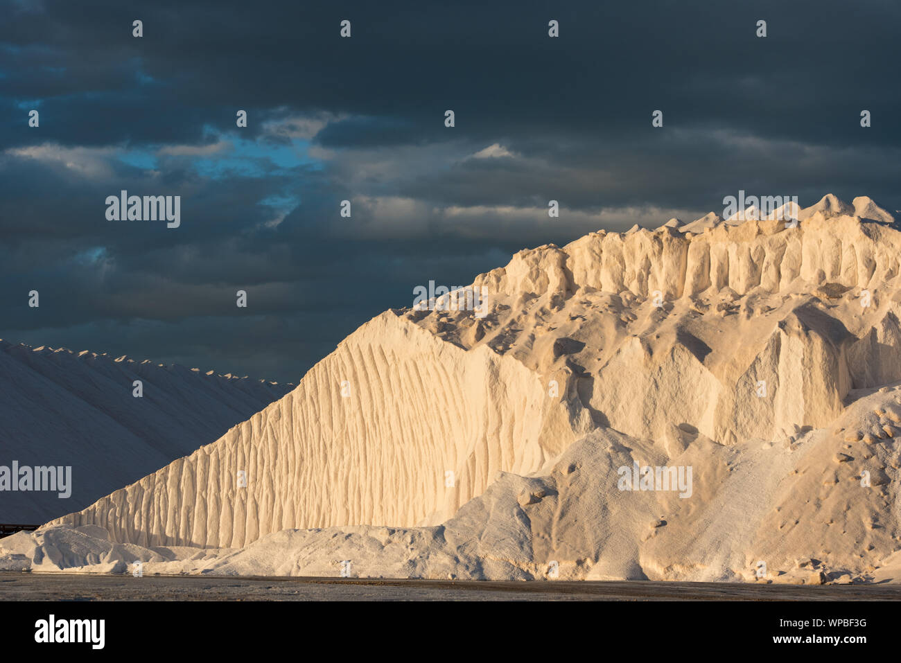 Saline salt mine hi-res stock photography and images - Alamy