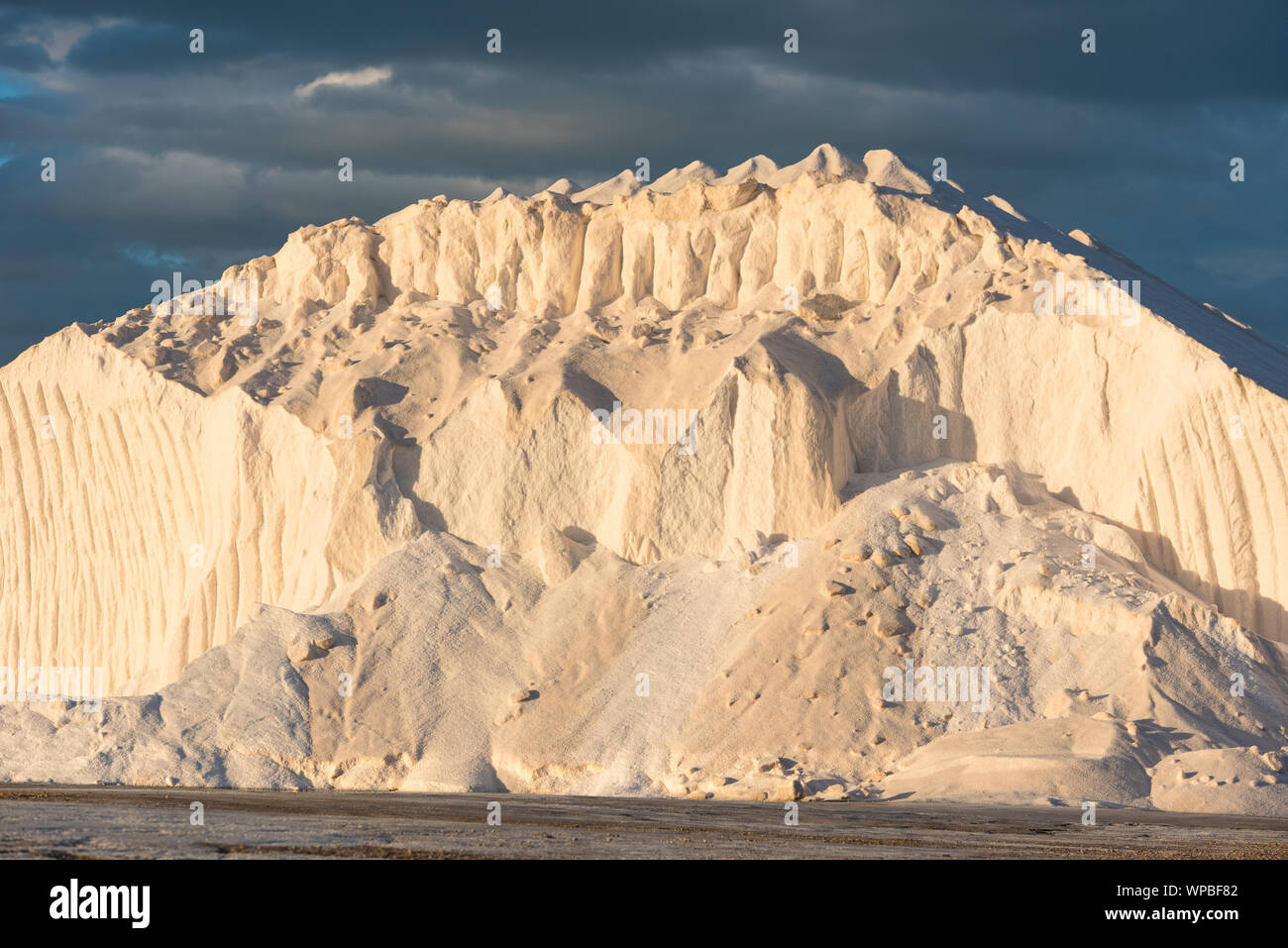 Rock salt mine hi-res stock photography and images - Alamy