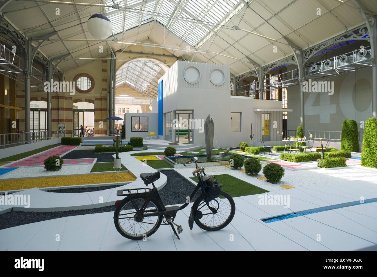 Paris, Museum für Moderne Kunst Centquatre, Le 104, Nachbau Haus 'Mon ...