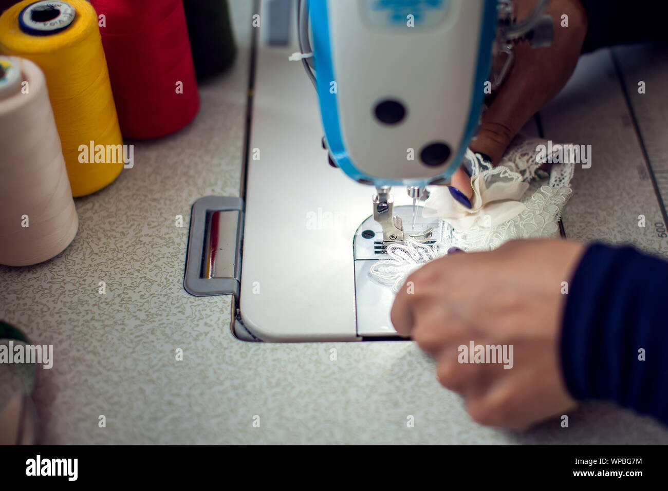 Sewing machine manufacture hi-res stock photography and images - Alamy