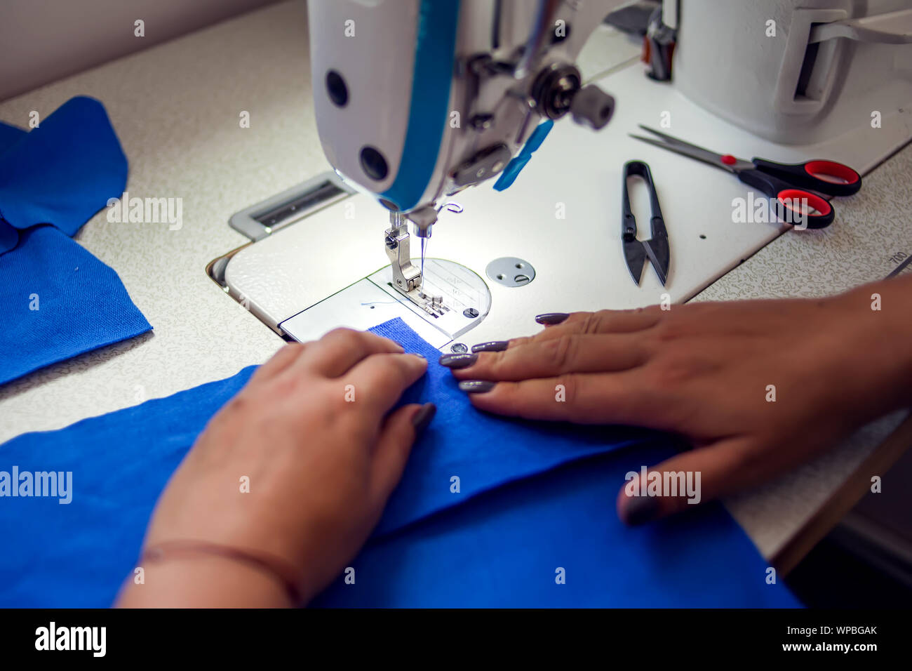 Sewing machine manufacture hi-res stock photography and images - Alamy