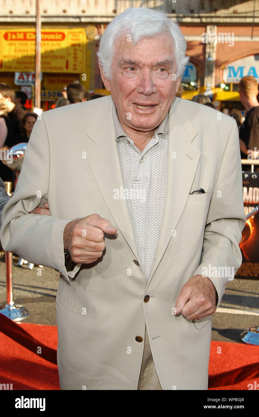 Gene Berry at the Fan Screening of "War Of The Worlds" held at Mann ...