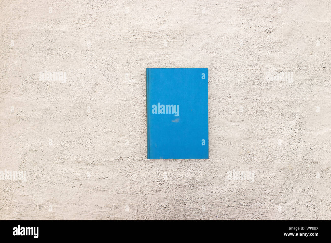 Colored book cover hi-res stock photography and images - Alamy