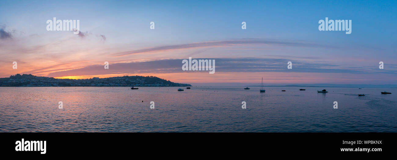 Panoramic view of Appledore from Instow beach in north Devon during ...