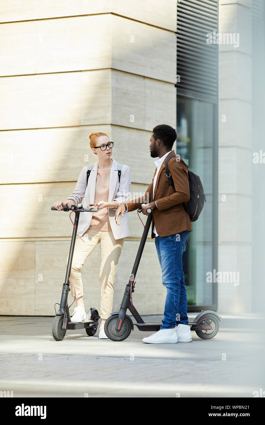 Two men standing talking outside hi-res stock photography and images ...