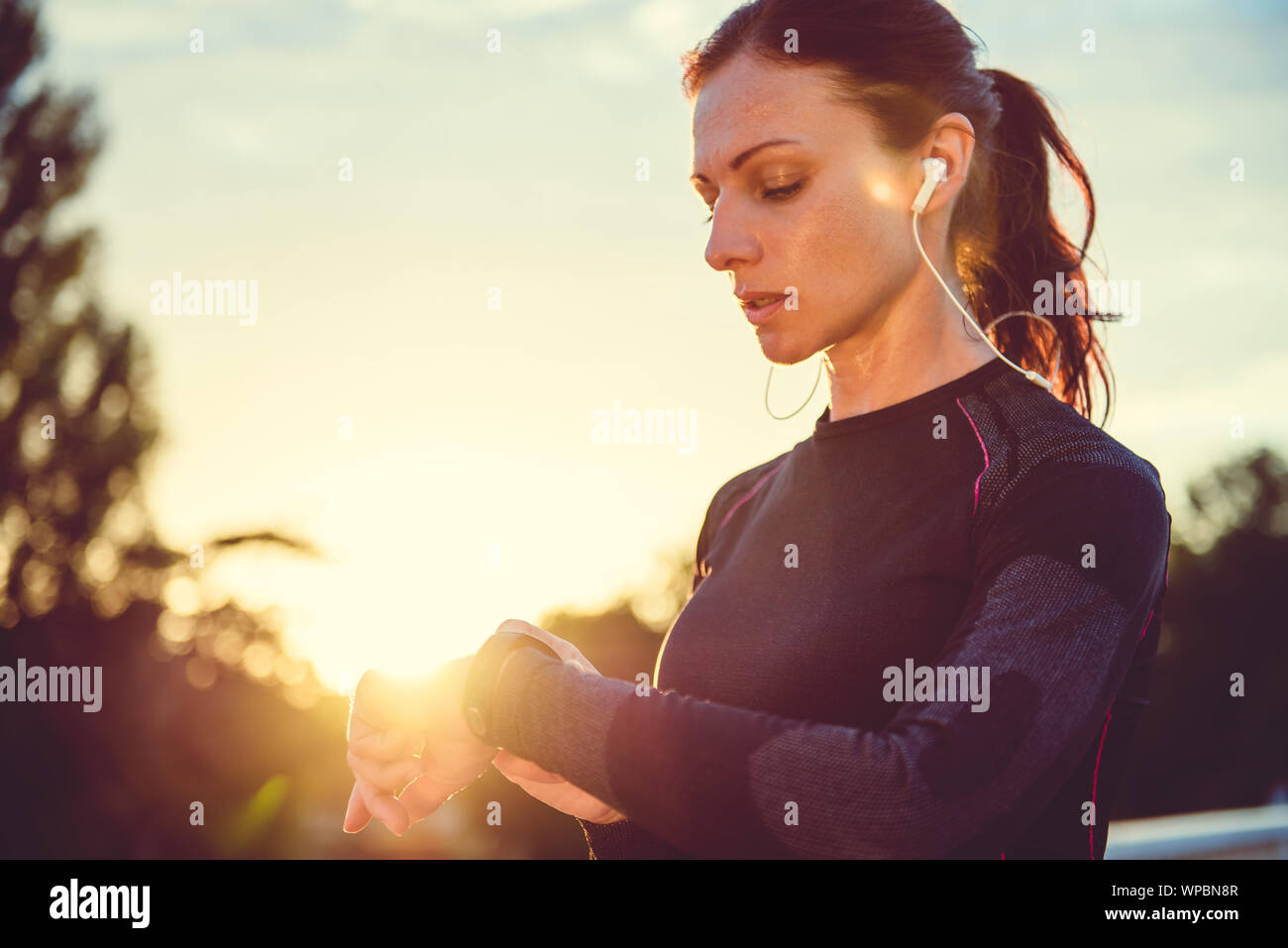 Progress tracker hi-res stock photography and images - Alamy