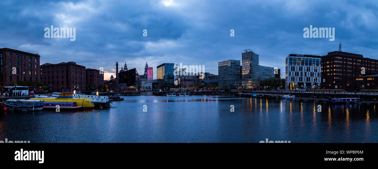Liverpool Albert Dock Panorama At Night Stock Photo - Alamy