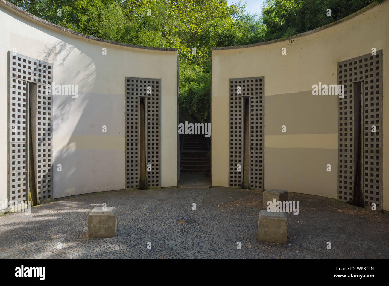 Parc de la villette garden hi-res stock photography and images - Alamy