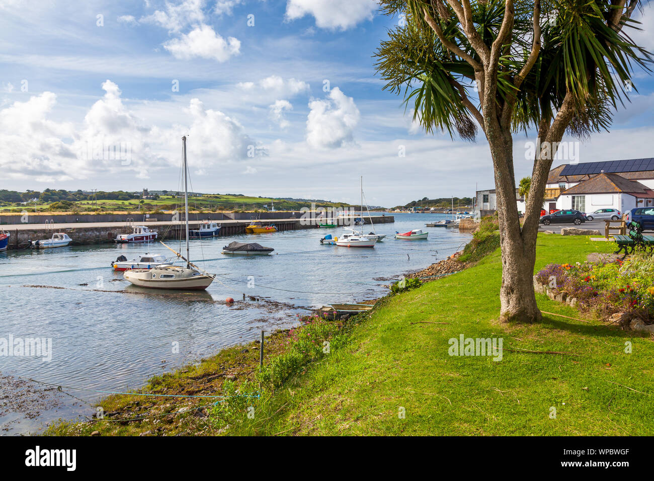 Hayle Tourist Destination High Resolution Stock Photography and Images ...
