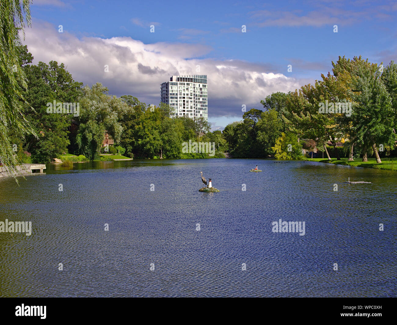 Lansdowne lake hi-res stock photography and images - Alamy
