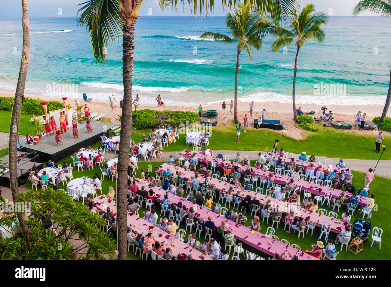 Beach luau hi-res stock photography and images - Alamy