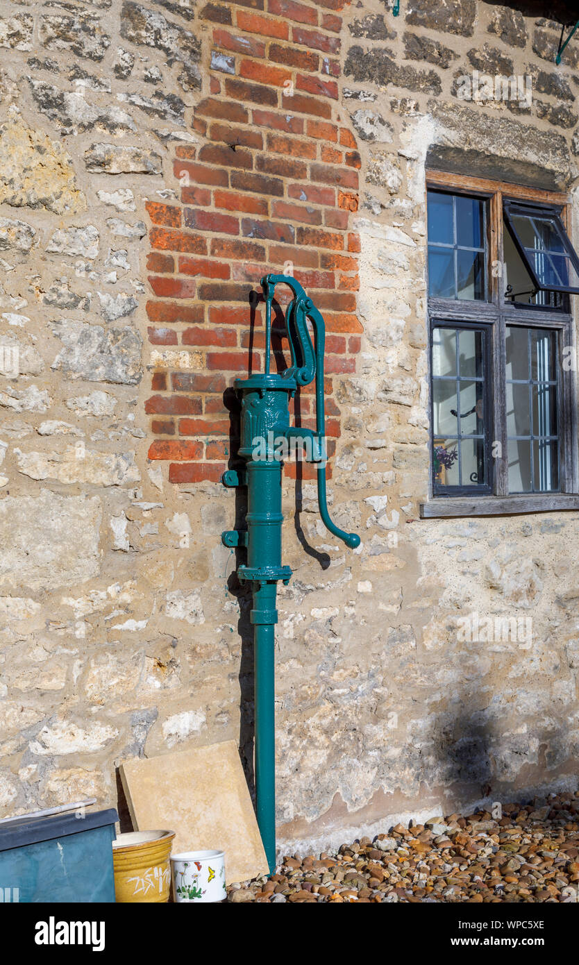 Old Fashioned Water Well High Resolution Stock Photography and Images ...