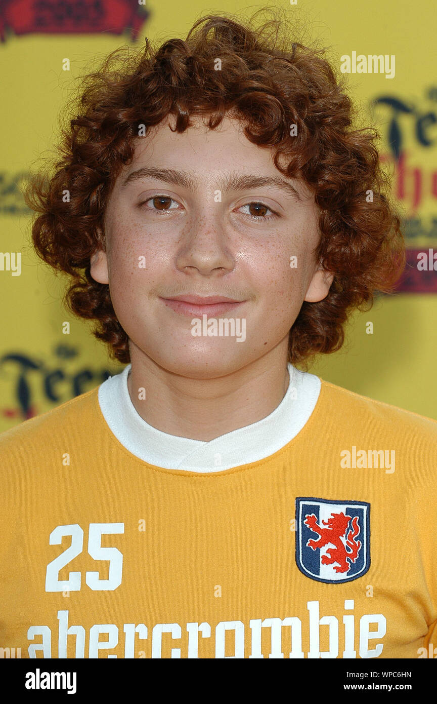 Daryl Sabara at The 2005 Teen Choice Awards - Arrivals held at the ...