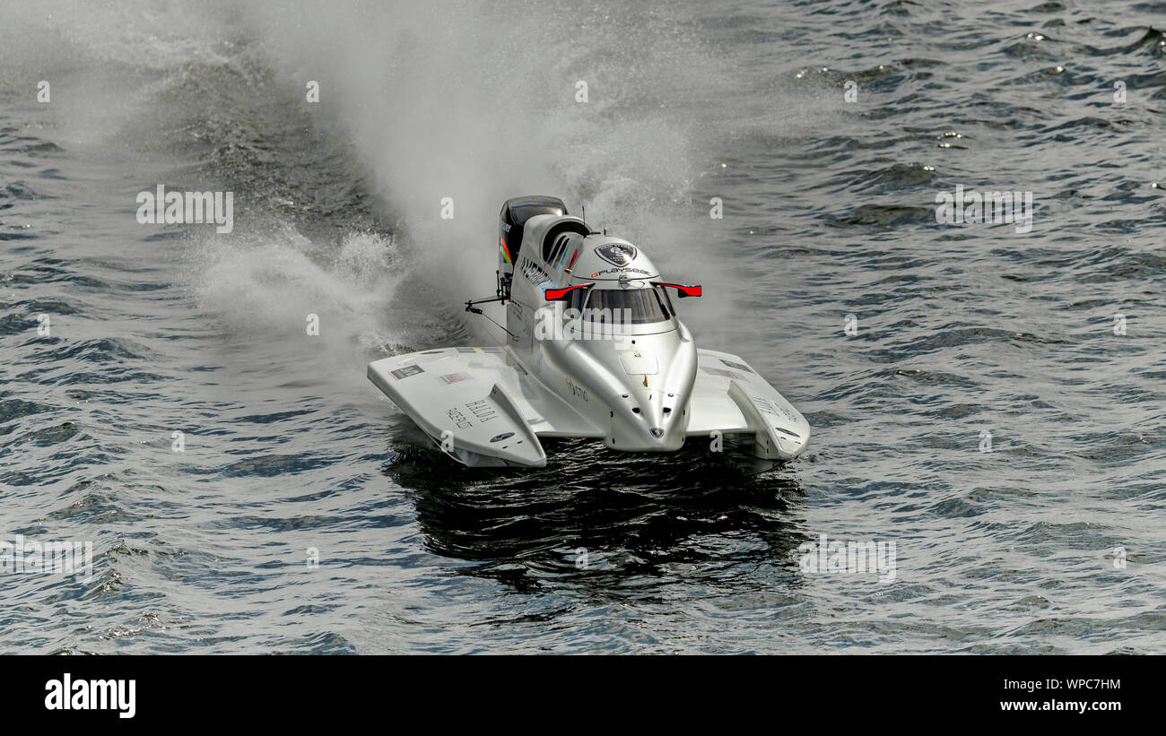 Powerboats speedboats hi-res stock photography and images - Alamy