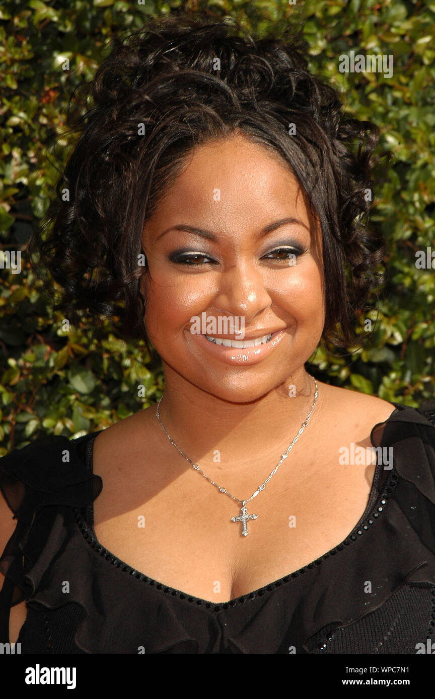 Raven Symone at the 2005 Primetime Creative Arts Emmy Awards - Arrivals ...