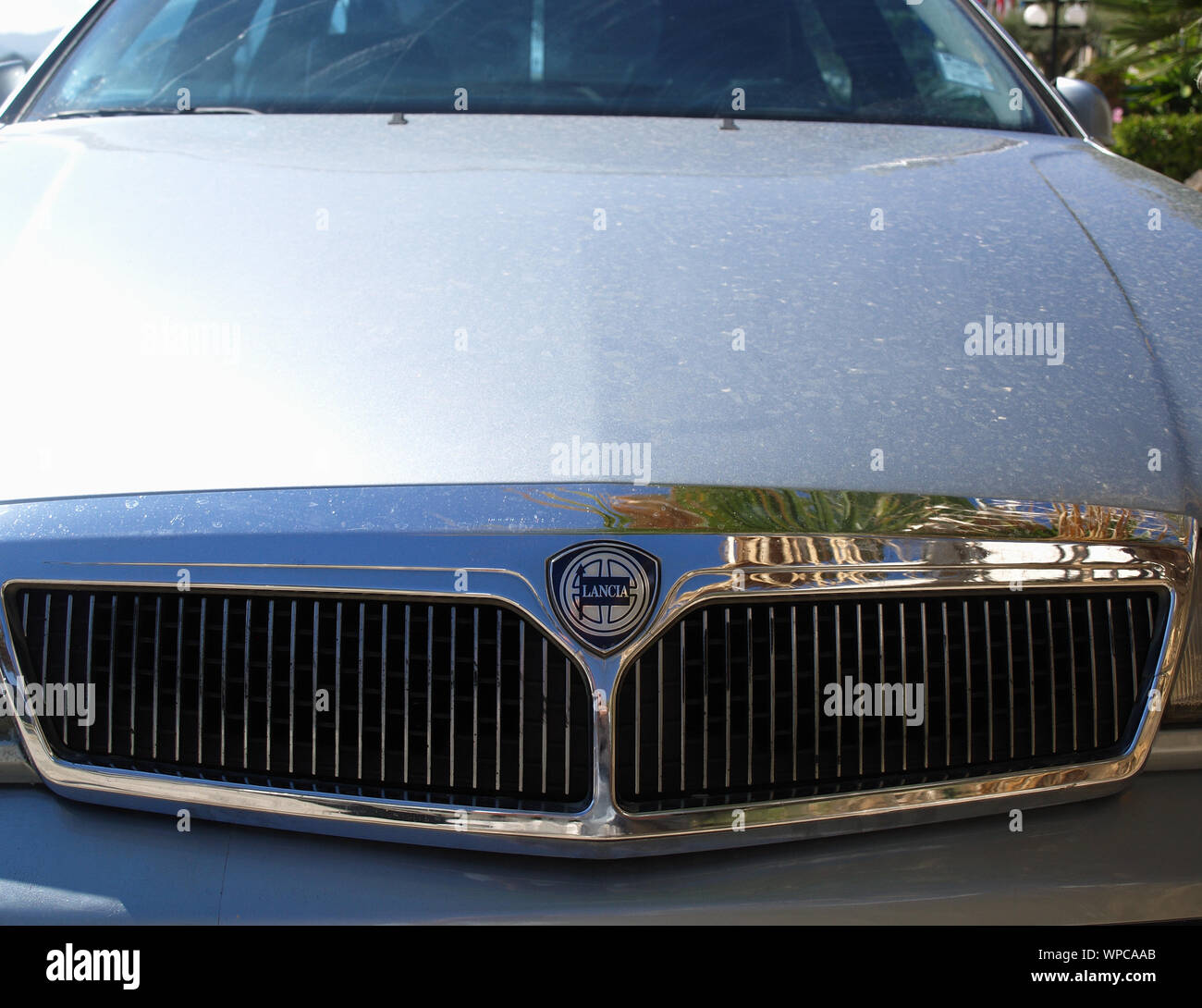 Lancia front grille hi-res stock photography and images - Alamy