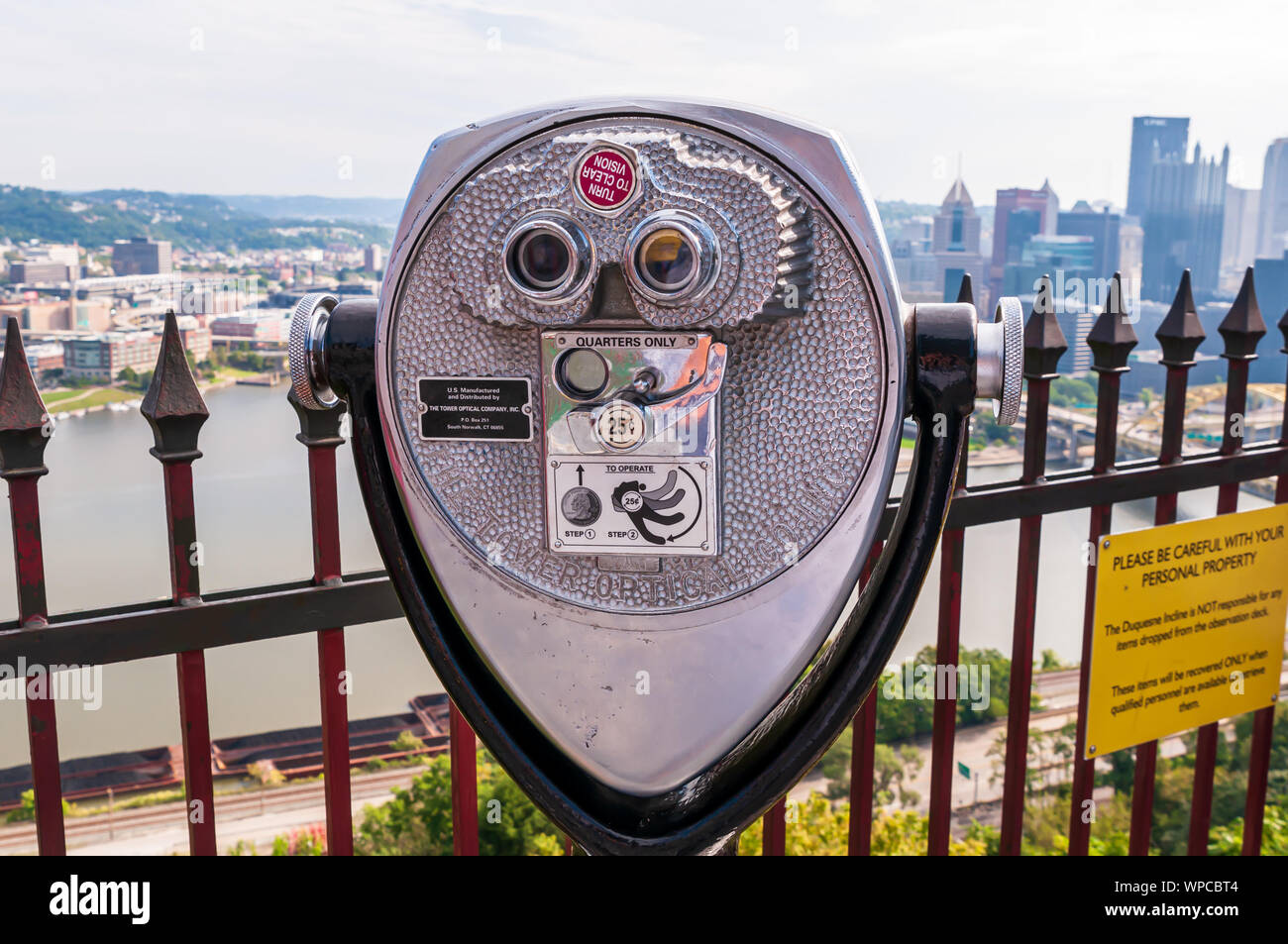 Coin operated tower viewer hi-res stock photography and images - Alamy