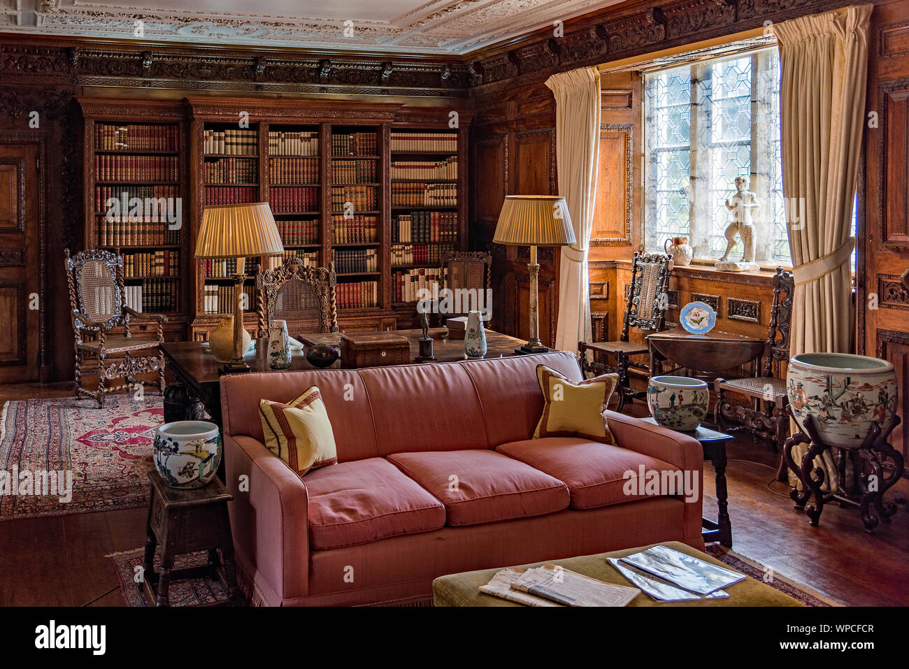 Hever castle interior hi-res stock photography and images - Alamy