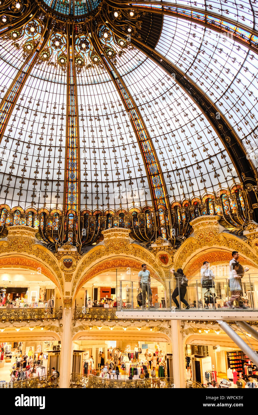 Galleries lafayette haussmann hi-res stock photography and images - Alamy