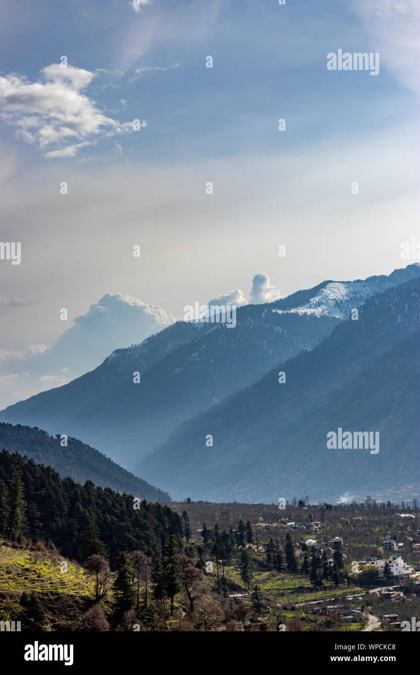 Manali tourism hi-res stock photography and images - Alamy