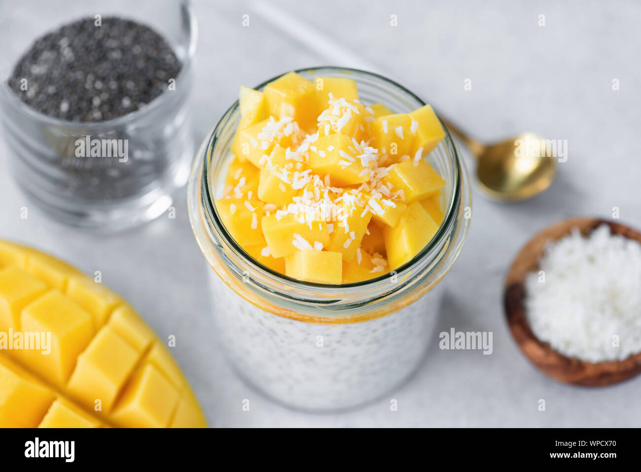 Mango seed hi-res stock photography and images - Alamy