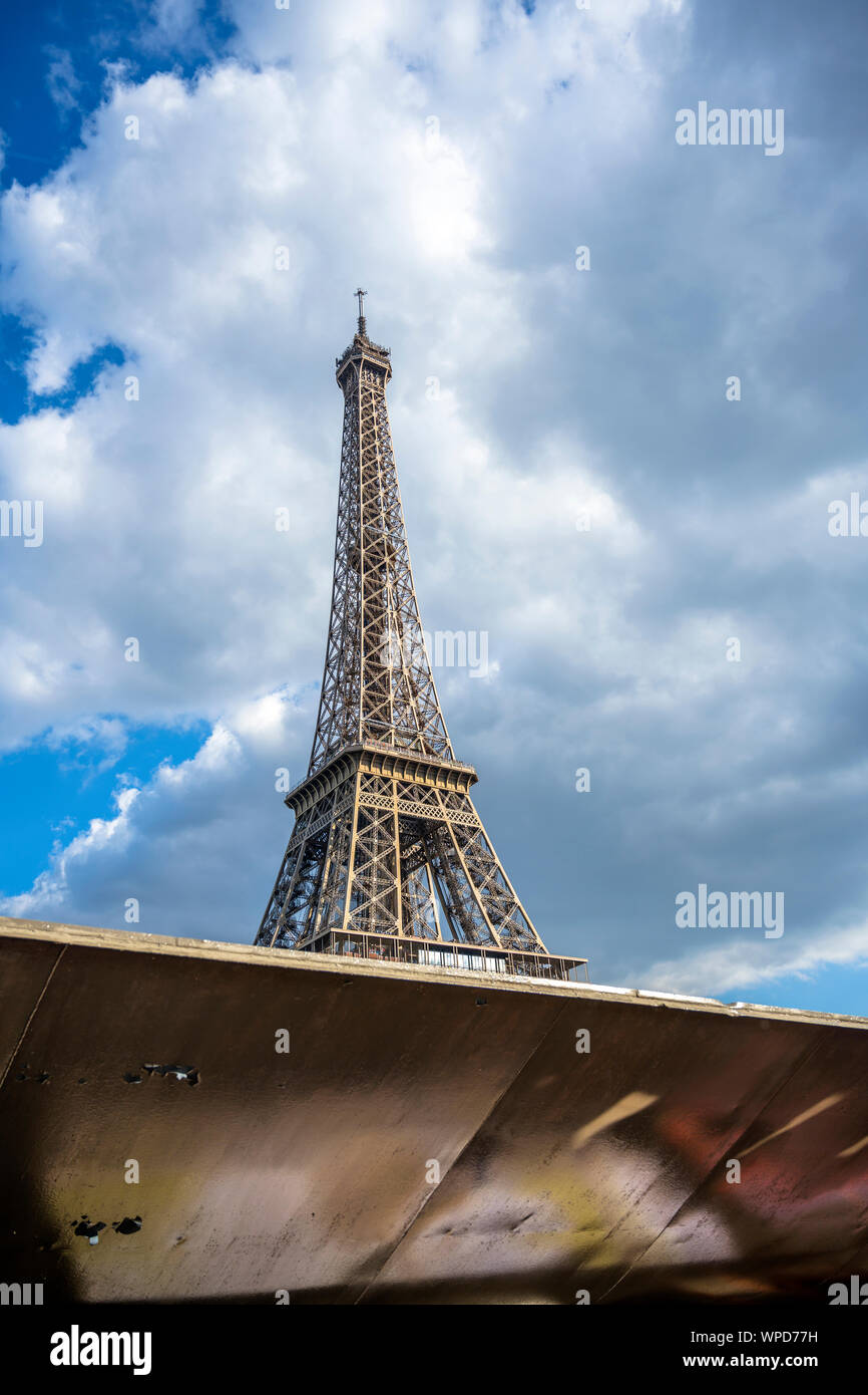Trusses of eiffel tower hi-res stock photography and images - Alamy