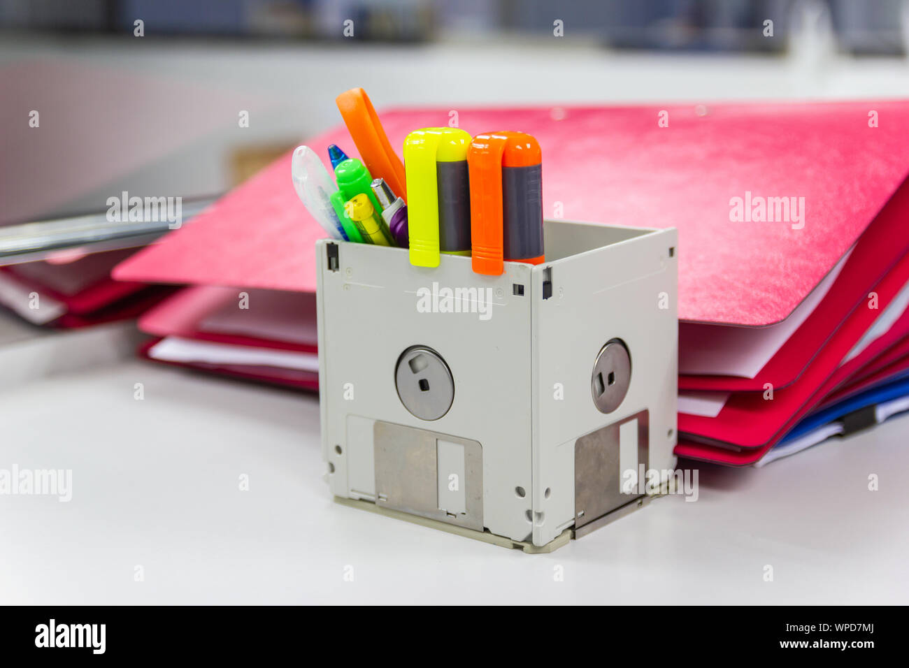recycle floppy disk, Creative objects used for Store supplies such as ...