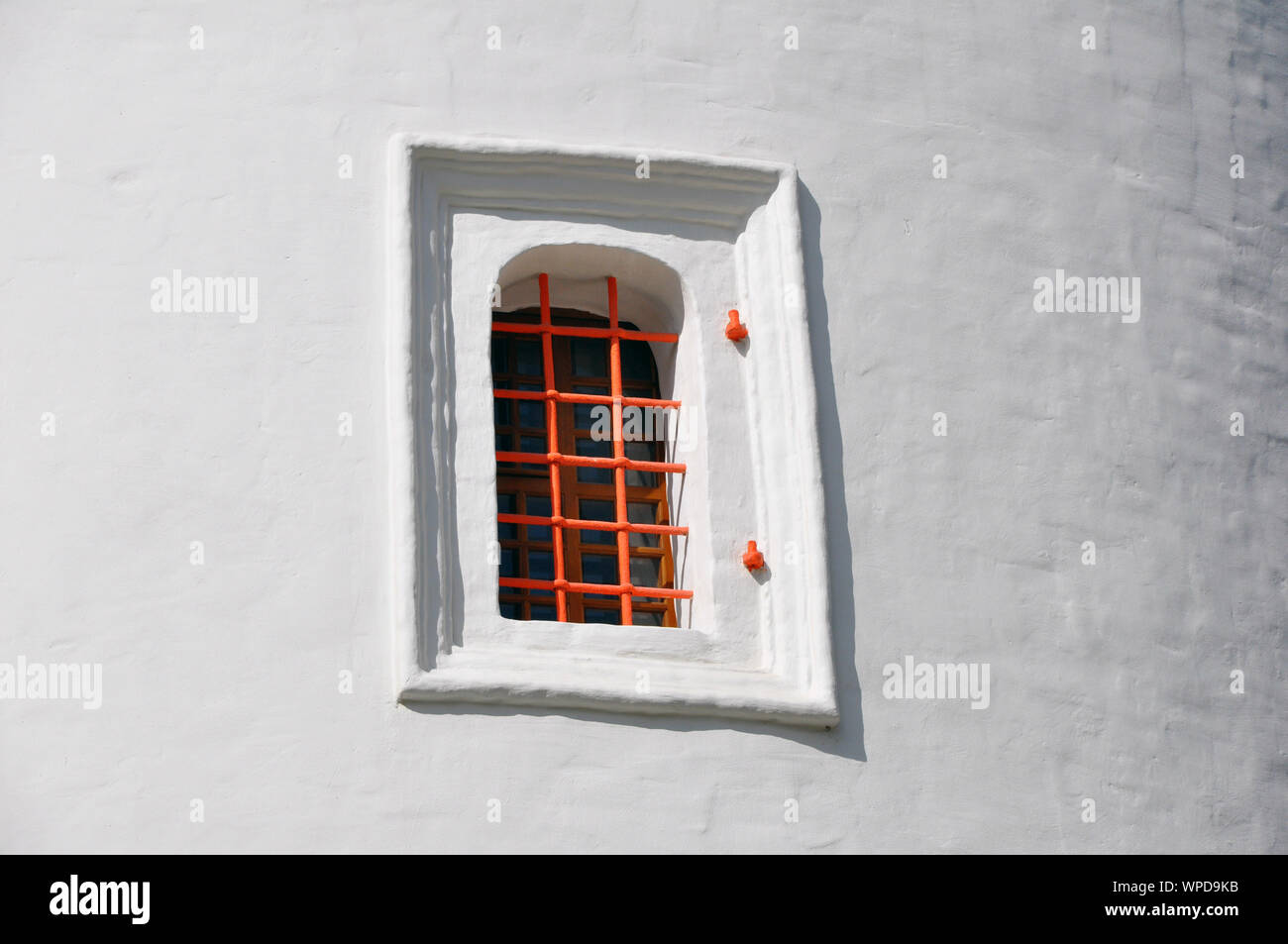 Antique brick wall with an arched window. Texture Stock Photo - Alamy