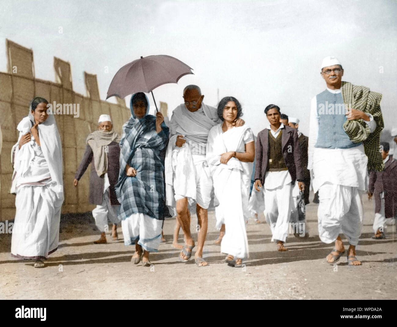 Mahatma Gandhi and others walking on Haripura Congress campus, Gujarat ...