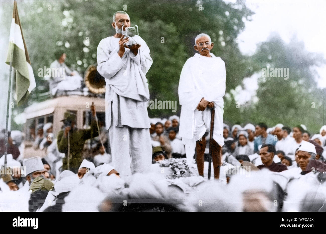 Mahatma Gandhi and Khan Abdul Ghaffar Khan at public meeting, India ...