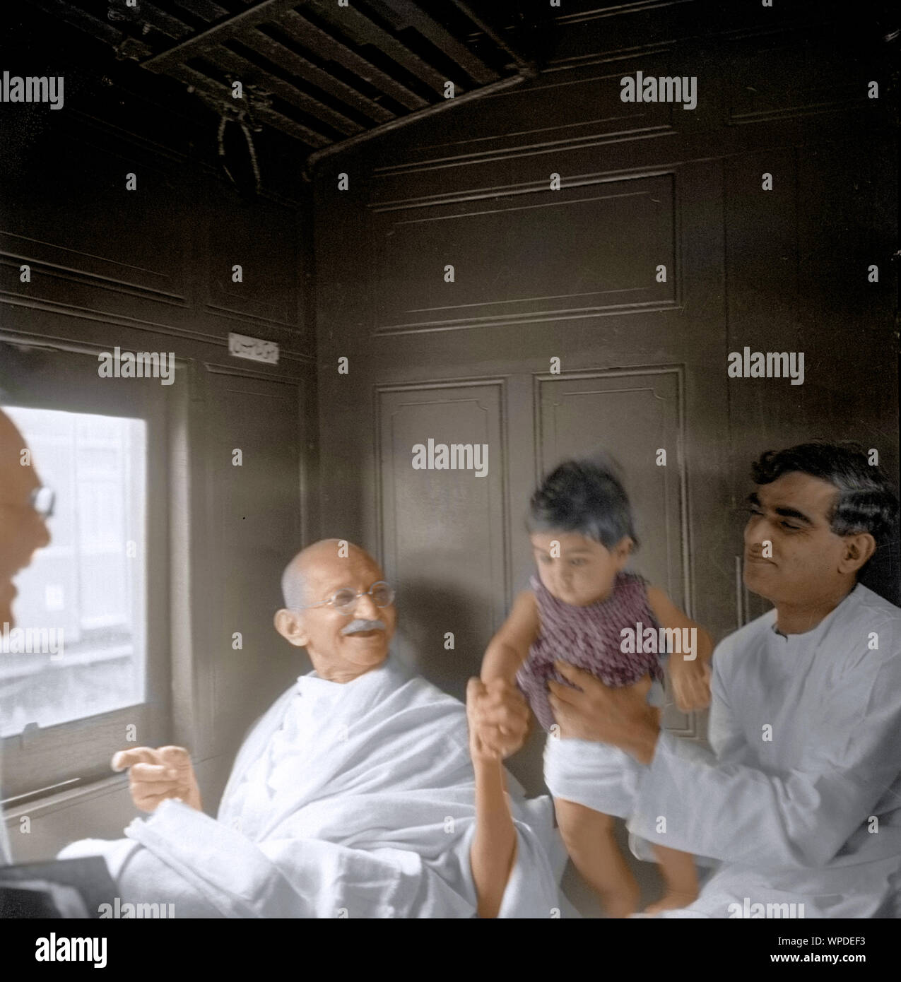 Mahatma gandhi child hi-res stock photography and images - Alamy
