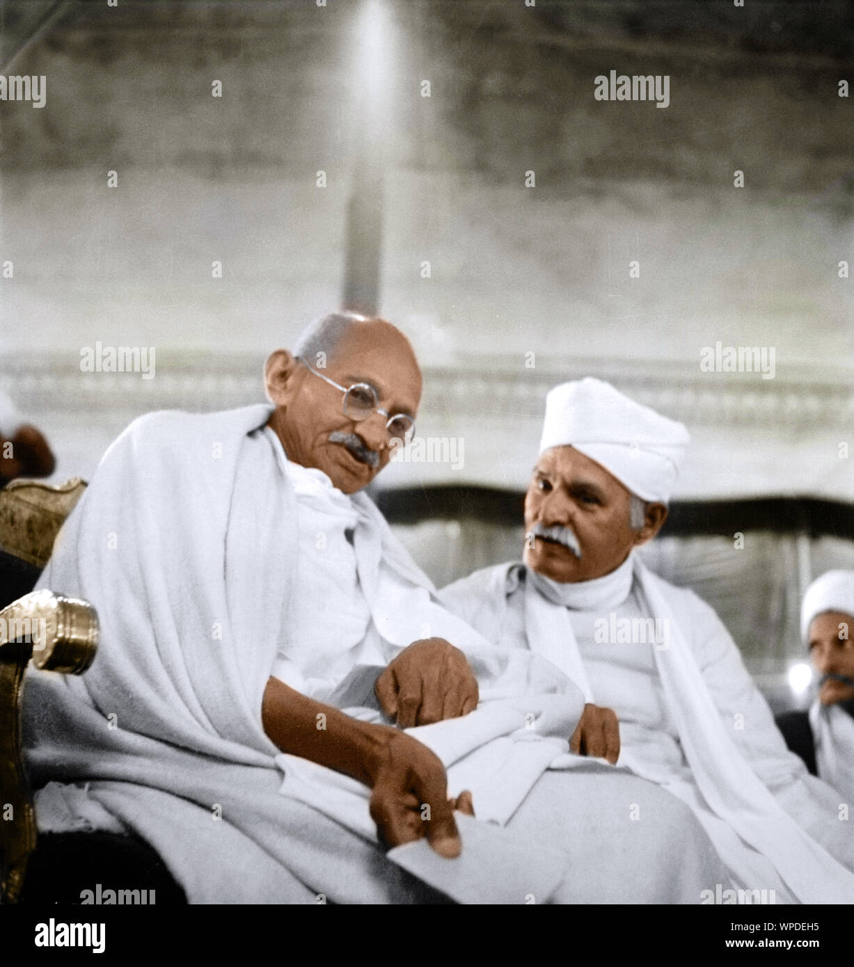 Mahatma Gandhi and Madan Mohan Malaviya, Banaras Hindu University ...