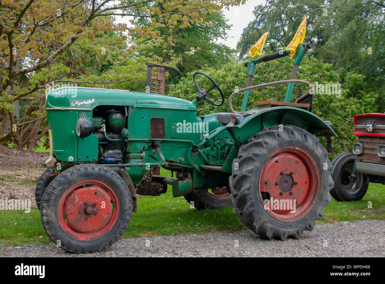 Rusty green red 1959 deutz schlepper d15 luftgekuhlt model tract hi-res ...