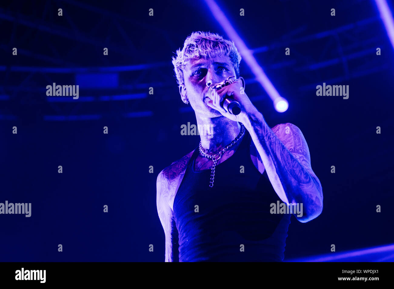 Machine gun kelly hi-res stock photography and images - Alamy