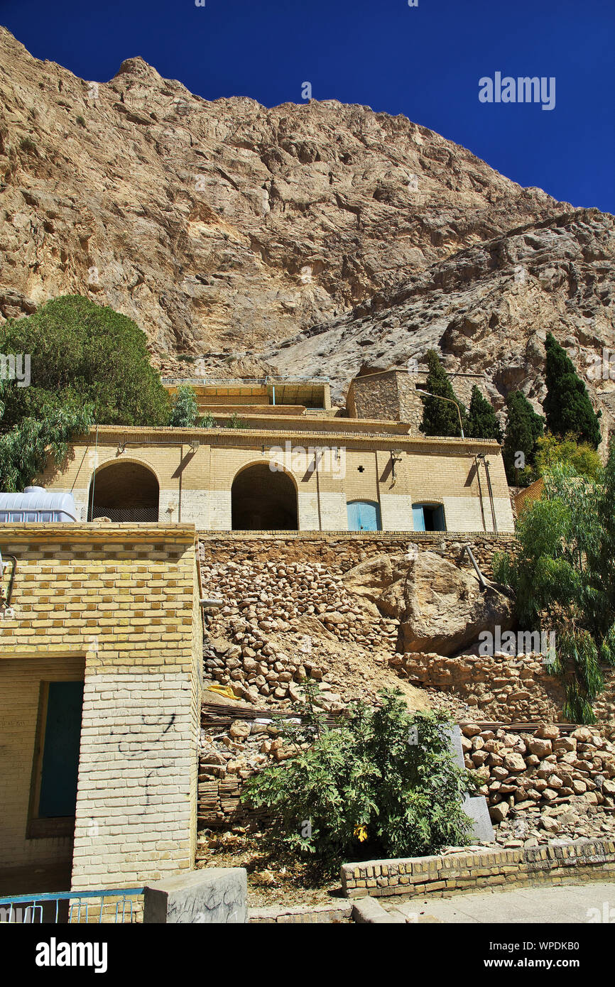 Chak chak zoroastrian temple chak hi-res stock photography and images ...