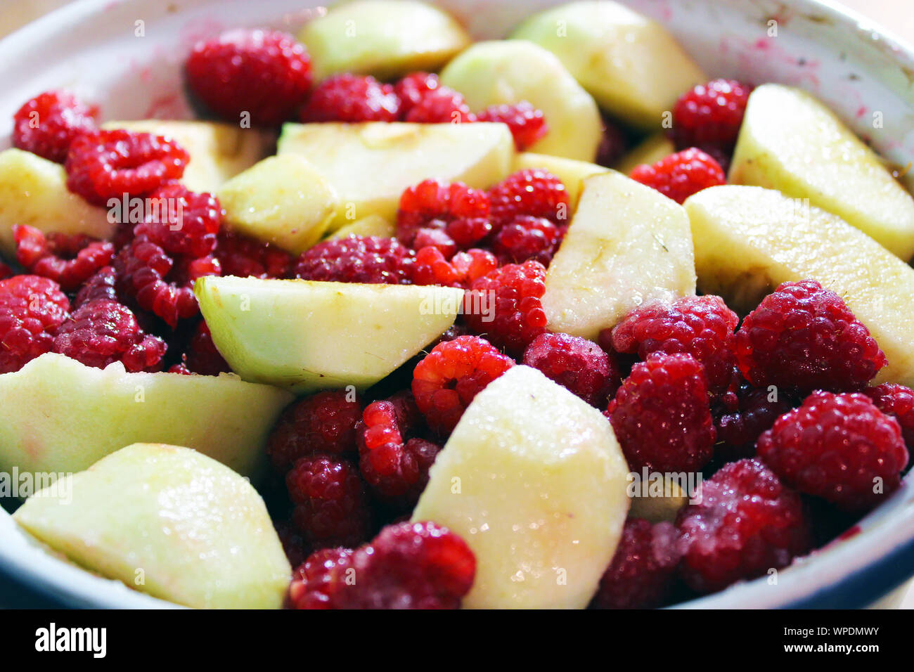 Raspberry and Apple Mix Stock Photo - Alamy
