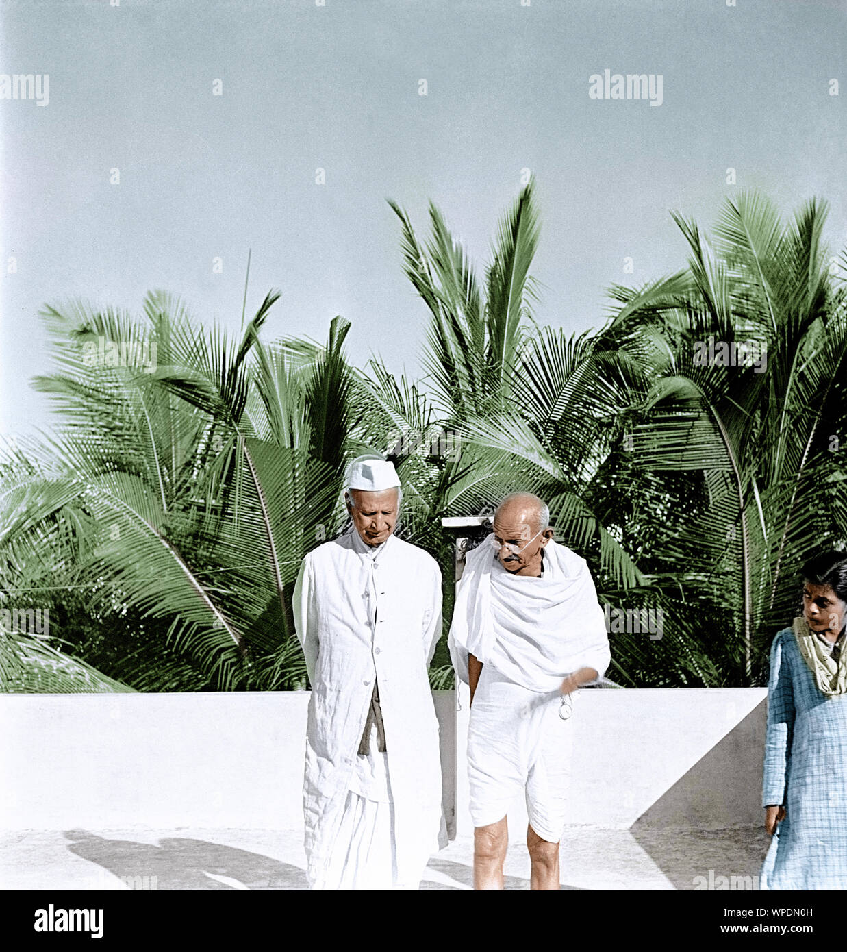 Harijan leader Thakkar Bapa and Mahatma Gandhi, Madras, Tamil Nadu ...